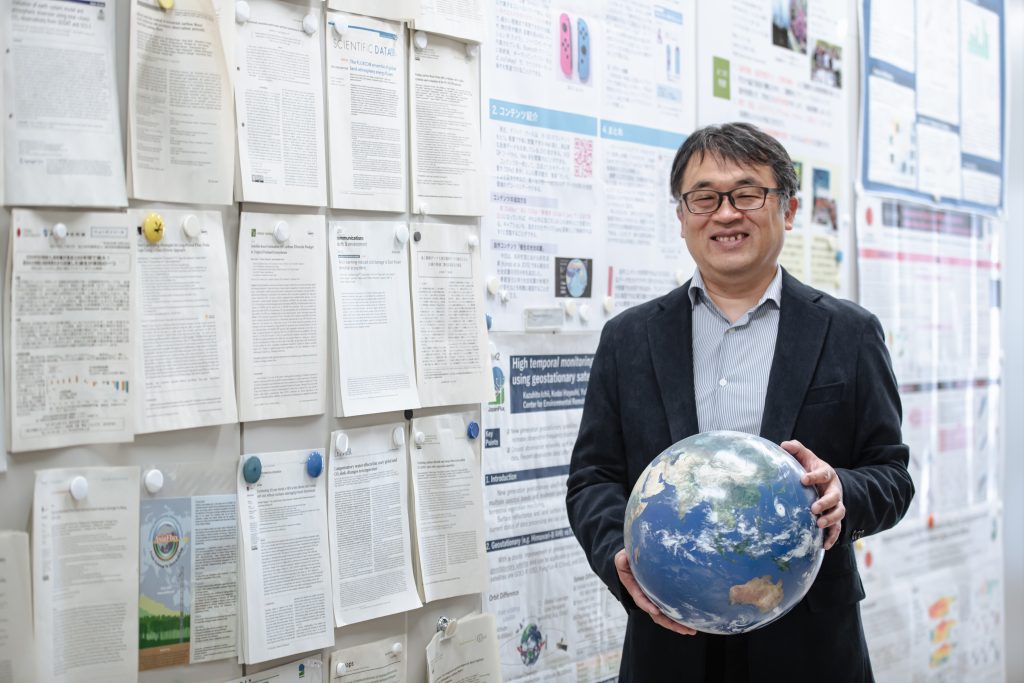 CHIBADAI NEXT Introduces Prof. Ichii | Center for Environmental Remote Sensing Chiba University